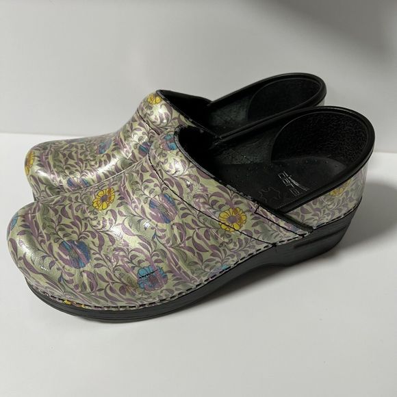 Dansko | Shoes | Dansko Pastel Green Purple Floral Clogs 37 Work Nurse ...